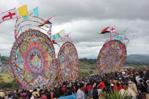 {travelogue} Dia de los Muertos (Day of the Dead) Kite Festival in ...